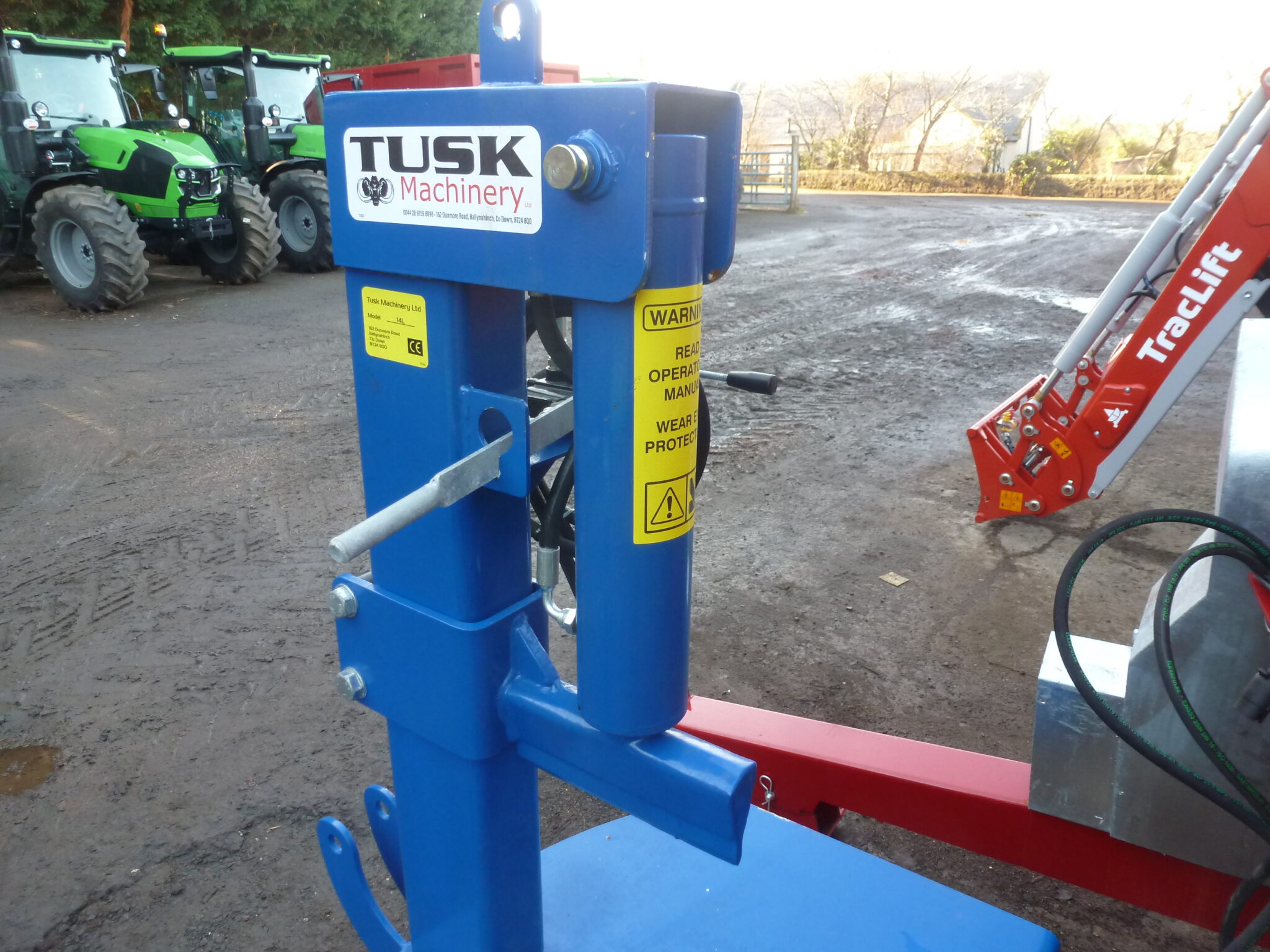 Tusk log splitter - John Kerr Farm Equipment Scotland